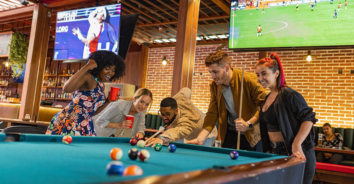 5 reasons to get together with your mates at Offside this summer - What ...