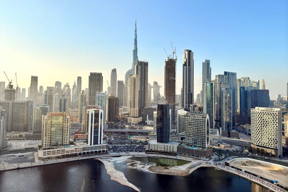 UAE to enforce midday work ban from next week
